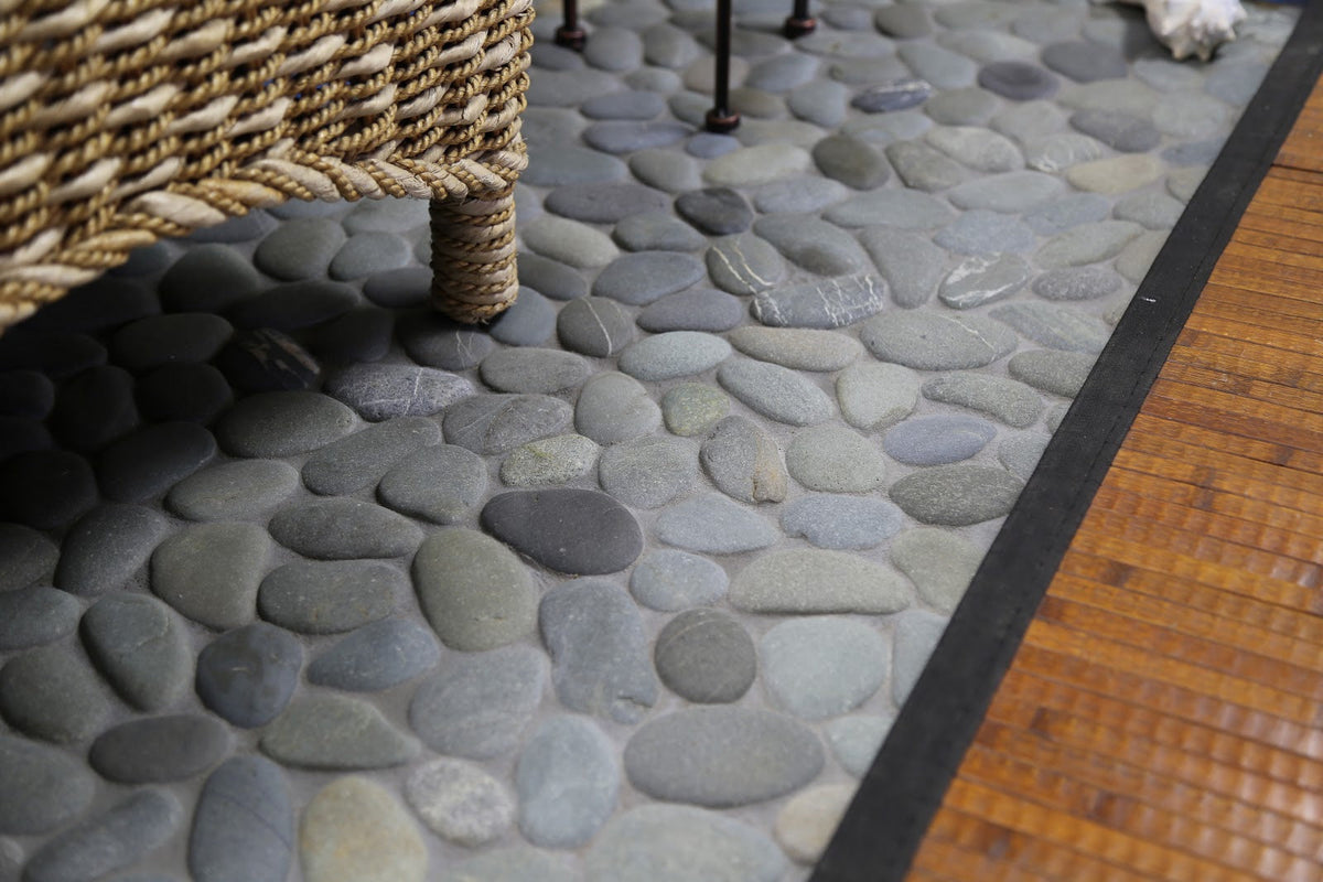 Pebble Tile